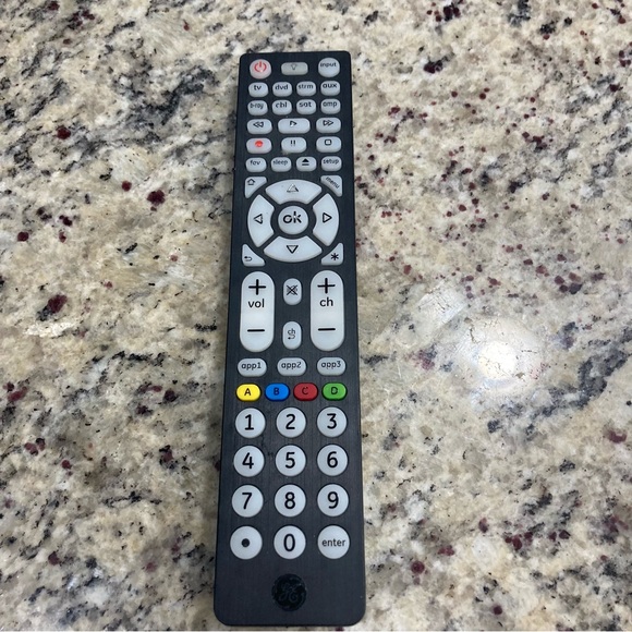 Other | Ge Universal Remote Model 37123 Vguc Back Lit Keys Works On 8 ...
